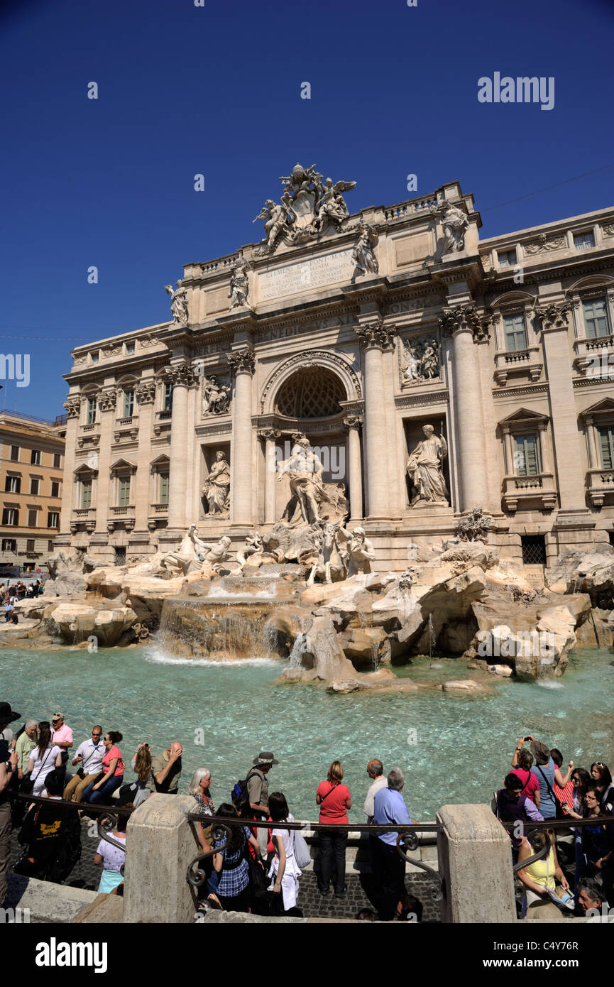 Trevi fountain holidays hi-res stock photography and images - Alamy