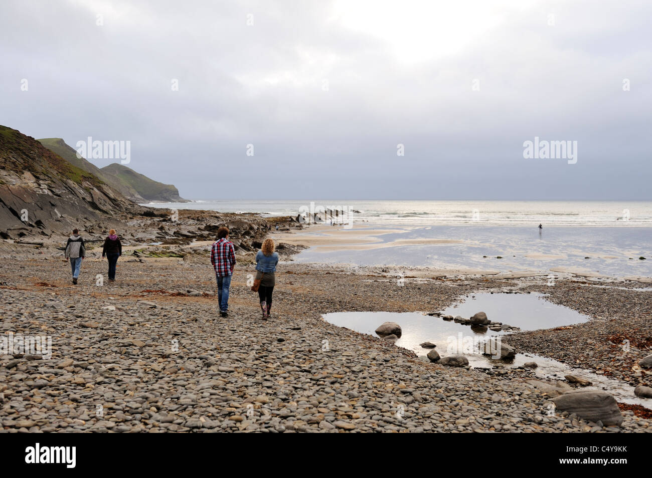 Overcast day on Northcott Mouth pebble beach in Cornwall Stock Photo ...