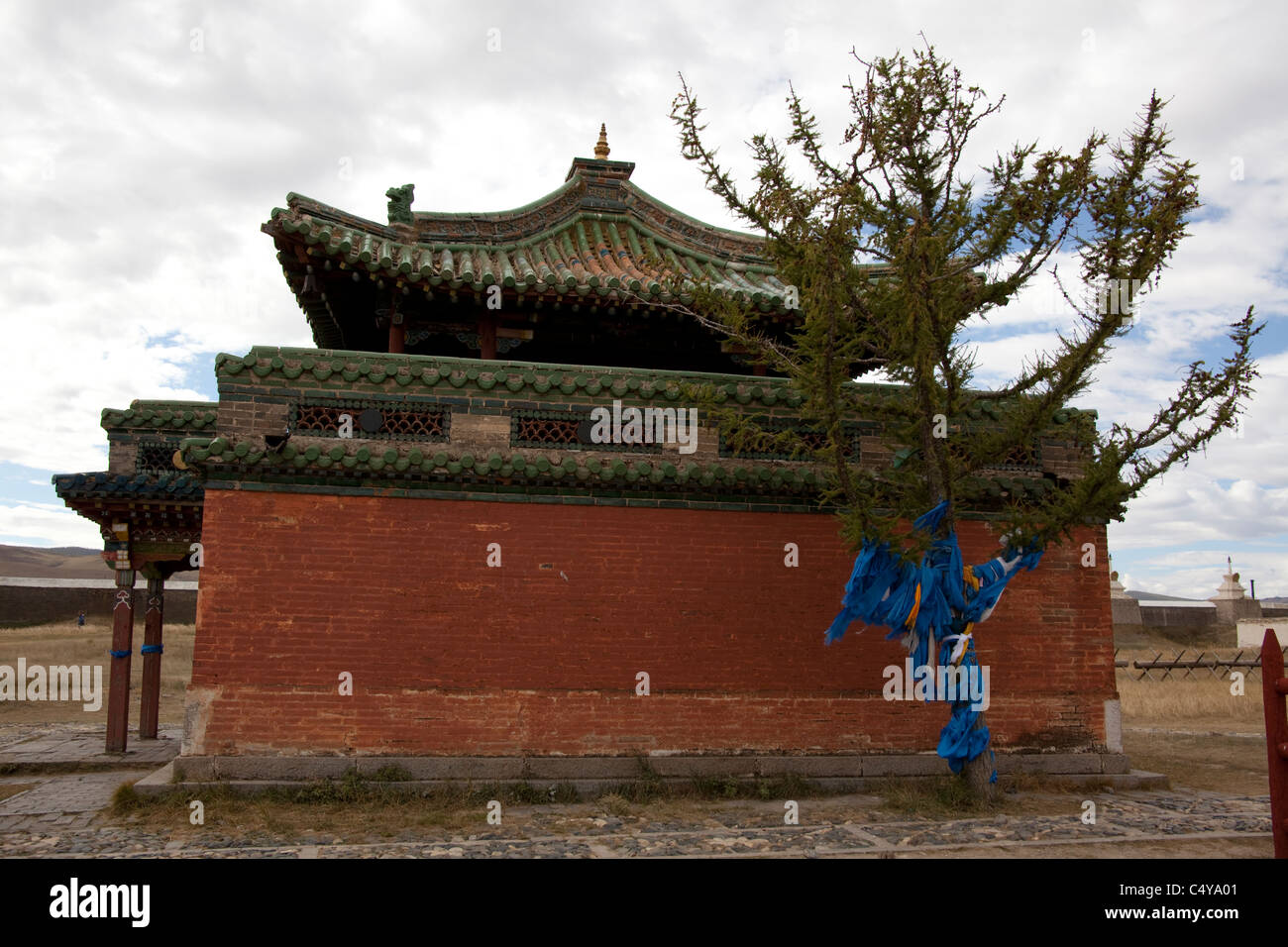 Mongolia tree prayer flags ritual cloudy skies ancient hi-res stock ...