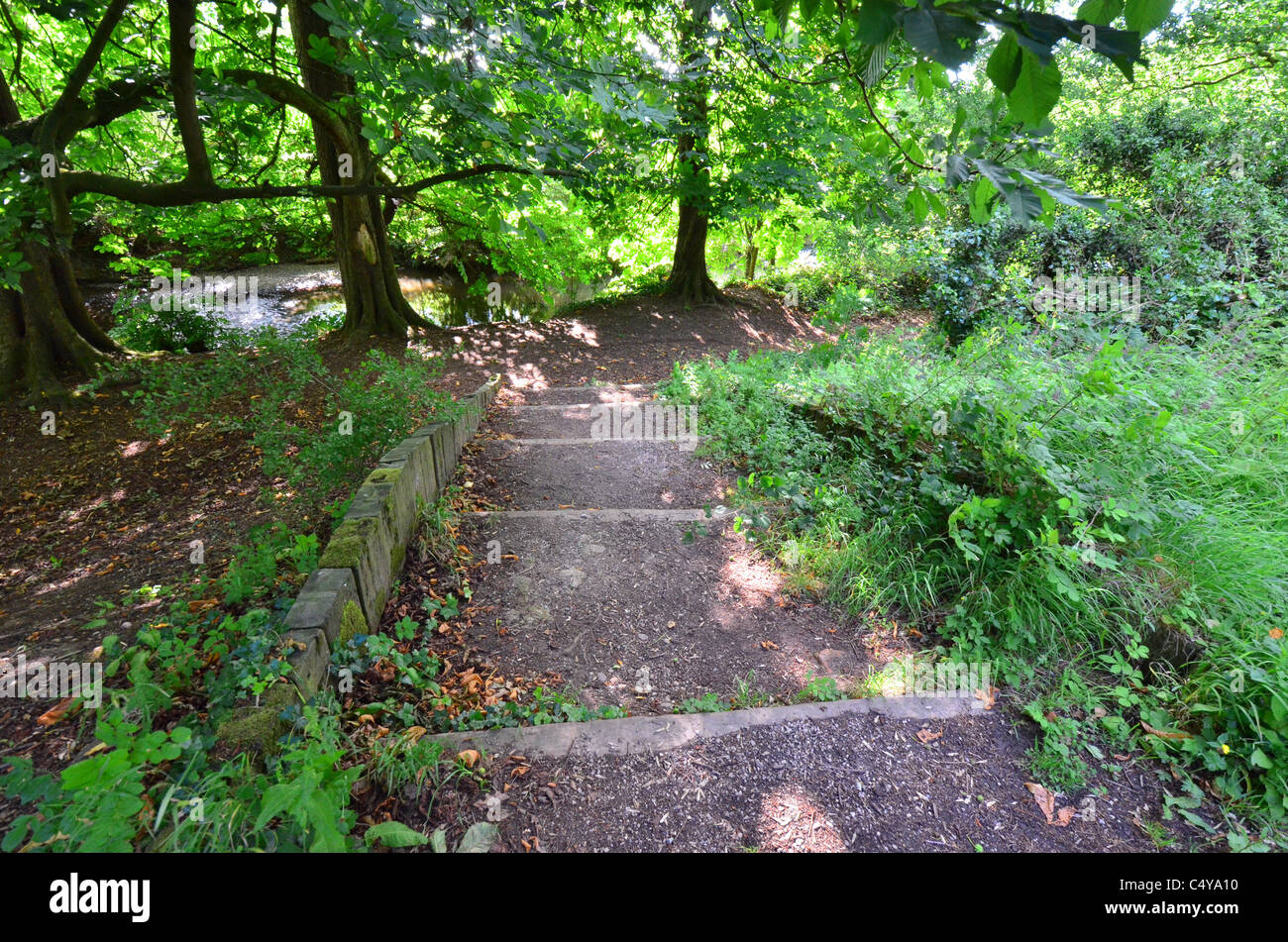 arrow valley country park redditch worcestershire Stock Photo - Alamy
