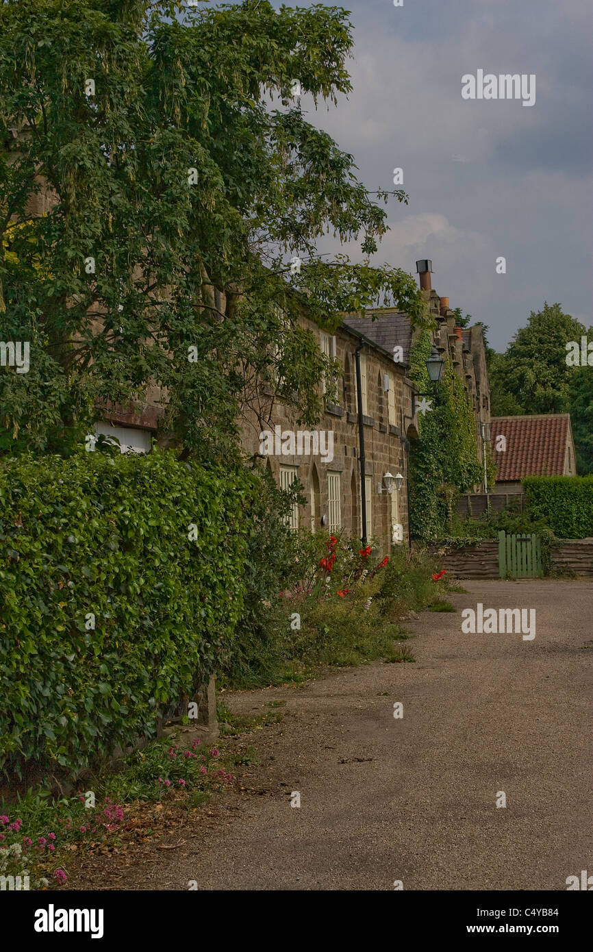 Cottages rural hi-res stock photography and images - Alamy