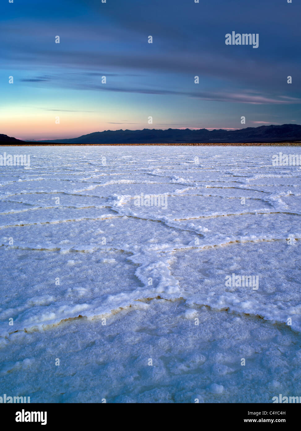 Salt polygons death valley hi-res stock photography and images - Alamy