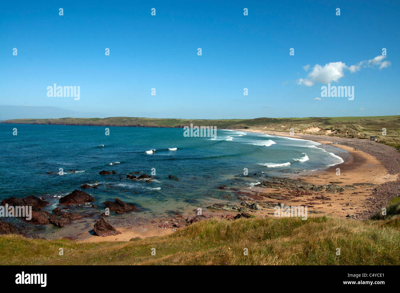 Freshwater west beach pembrokeshire hi-res stock photography and images ...