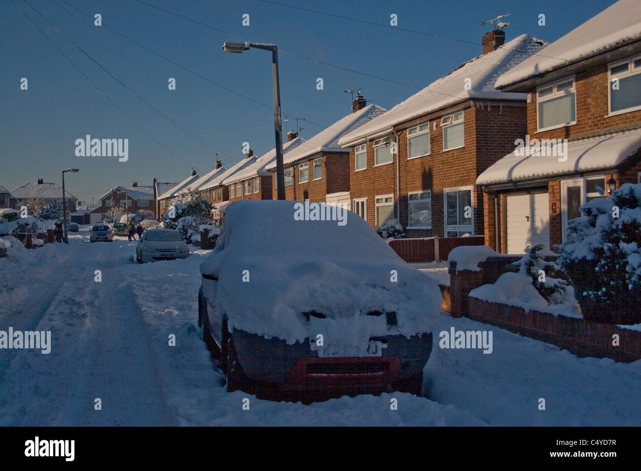 Snow white urban landsc hi-res stock photography and images - Alamy