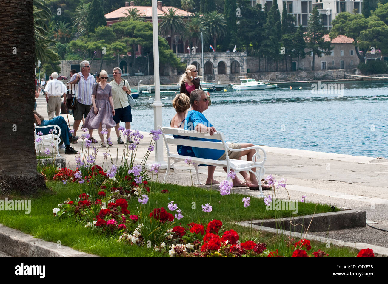 People on Seaside promenade, Cavtat, Croatia Stock Photo - Alamy