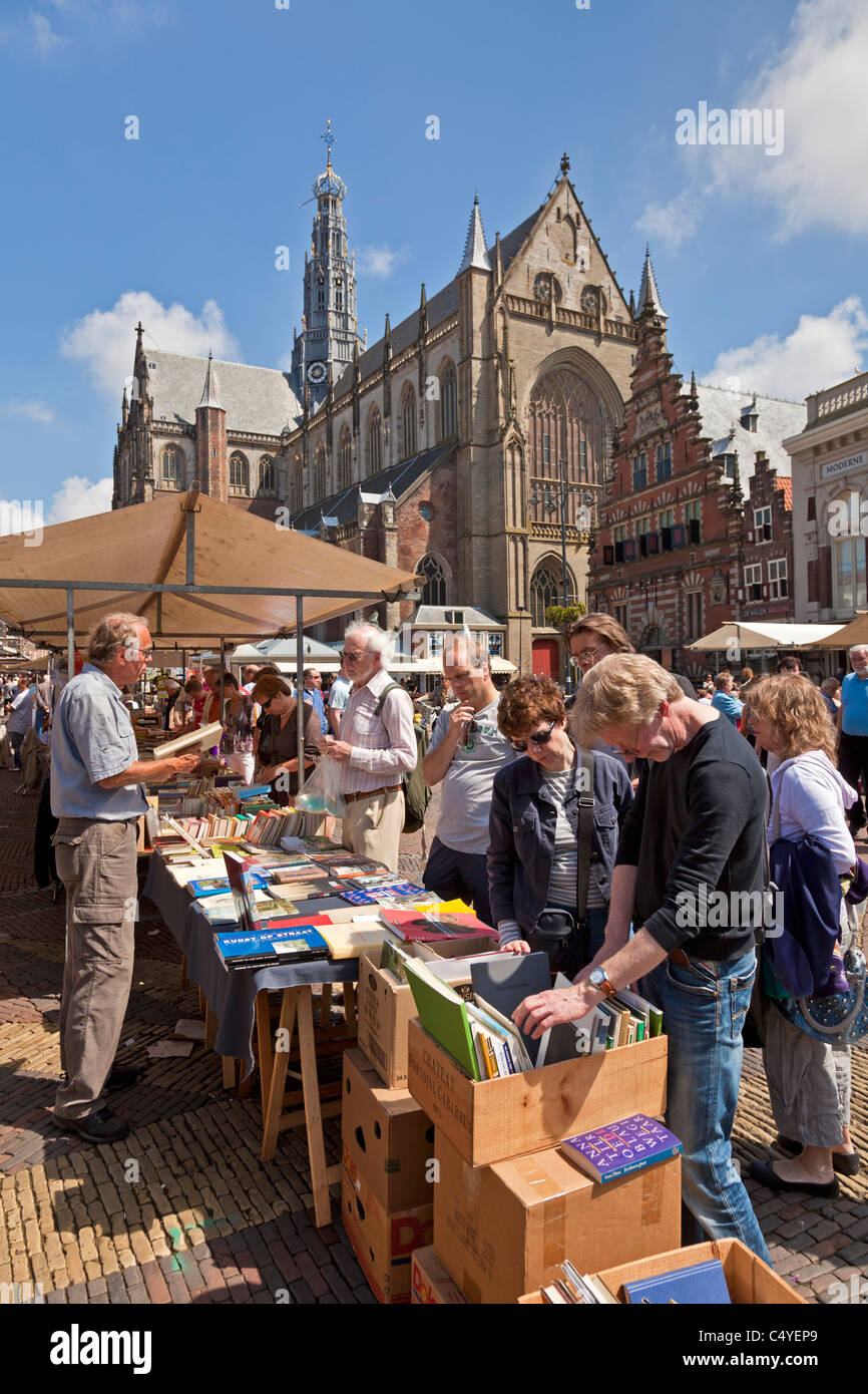 Grote kerk book market hi-res stock photography and images - Alamy