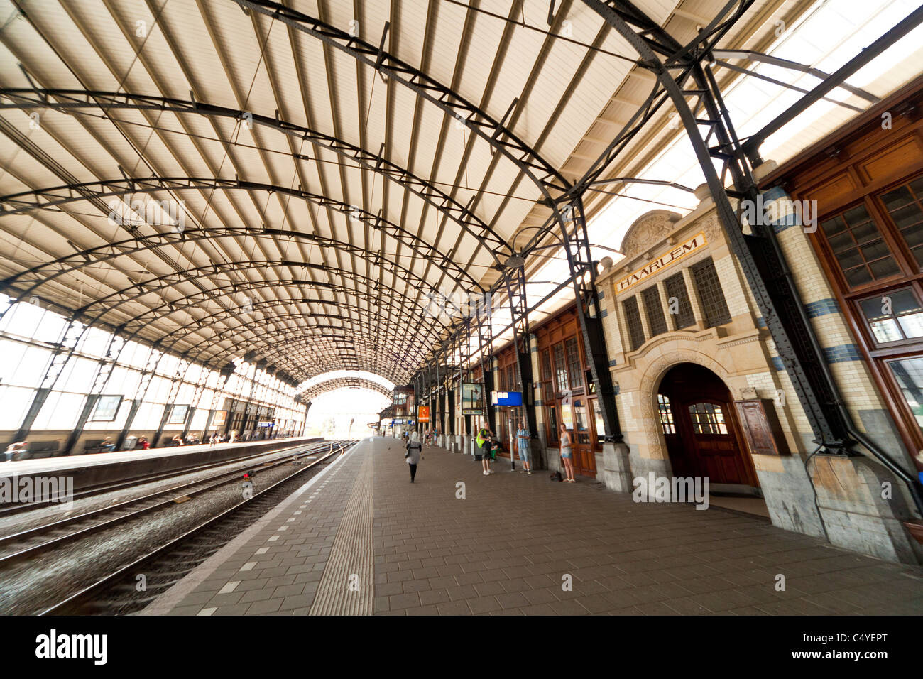 Empty station haarlem hi-res stock photography and images - Alamy