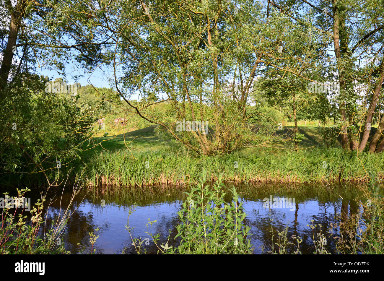 arrow valley country park redditch worcestershire Stock Photo - Alamy