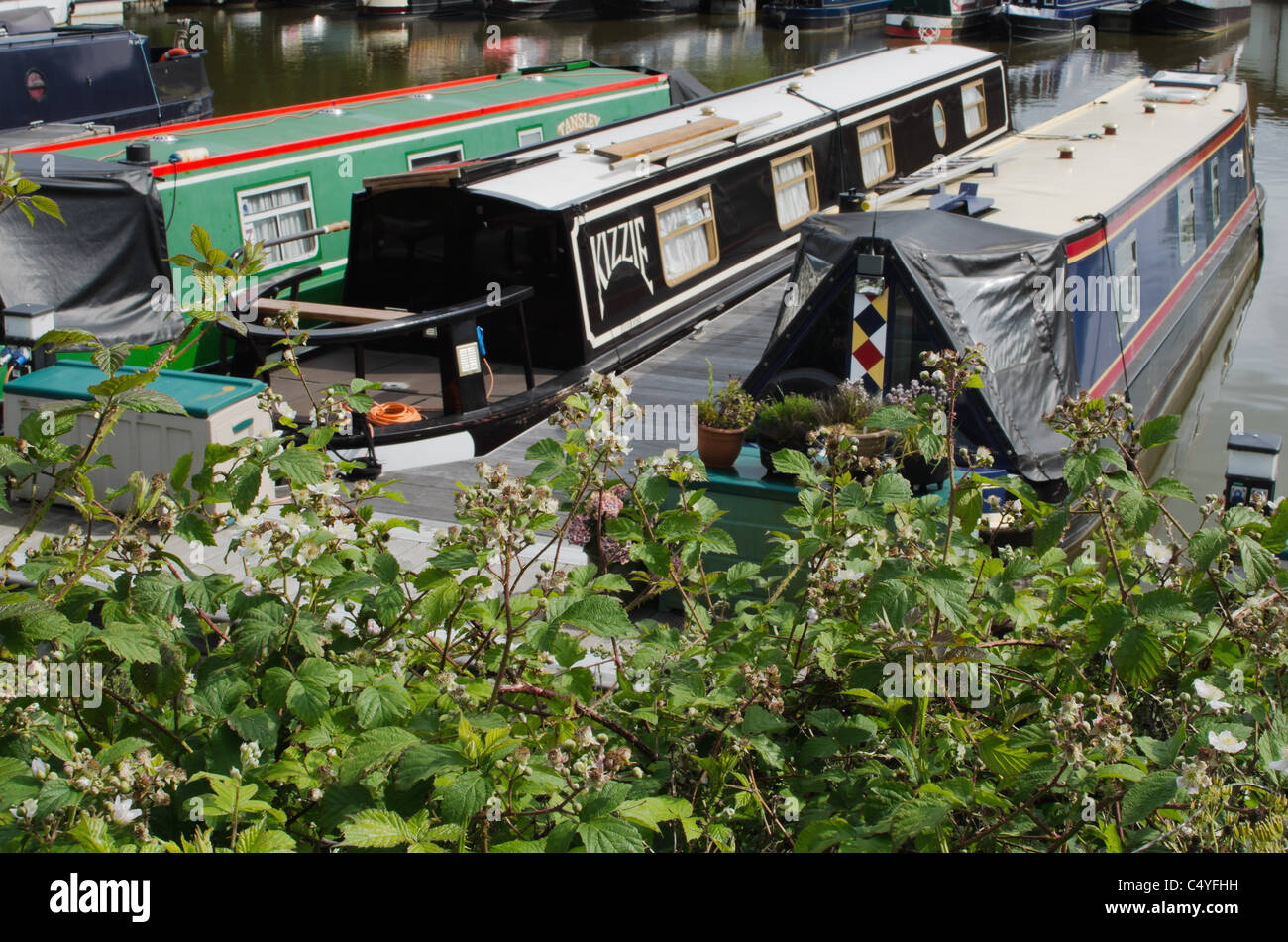 stratford upon avon canal lapworth flight of locks warwickshire ...