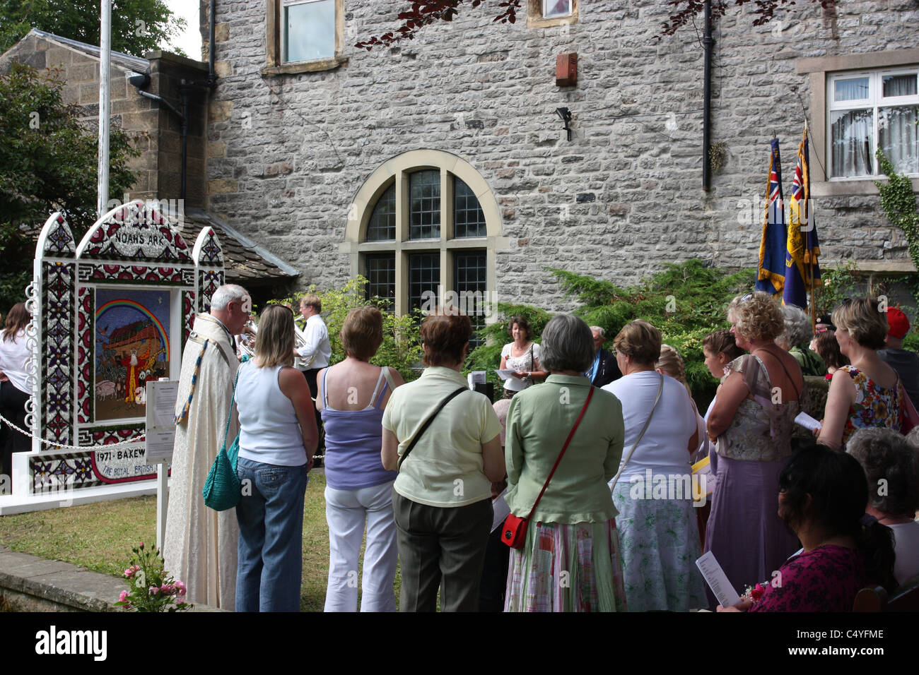 Blessing of the Well Dressing Ceremony in Bakewell 2011 Stock Photo - Alamy