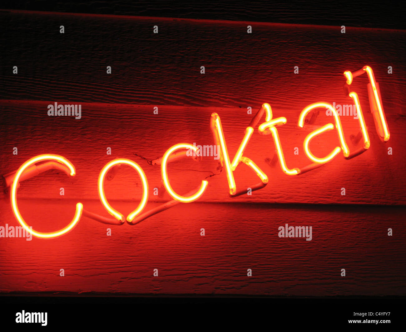 NEON SIGN - Cocktail Stock Photo - Alamy
