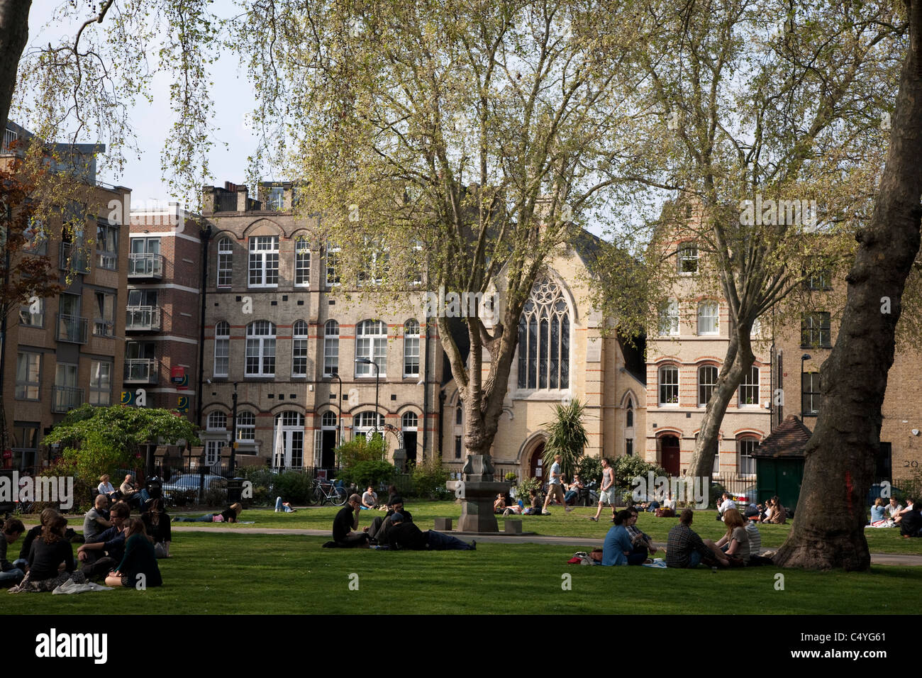 Young People Relaxing in Hoxton Square in Shoreditch, London Stock ...