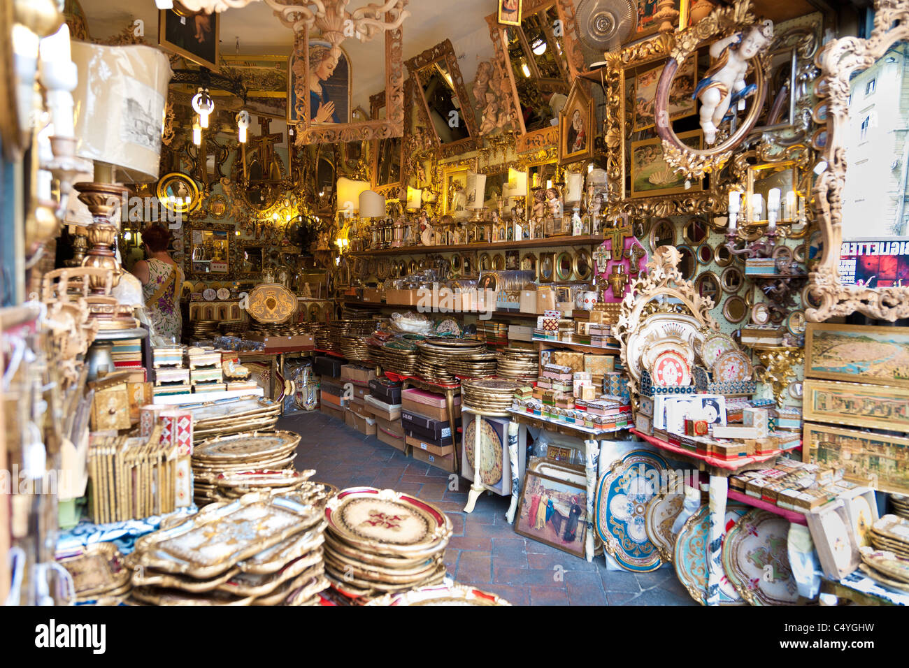 Souvenier religious hi-res stock photography and images - Alamy