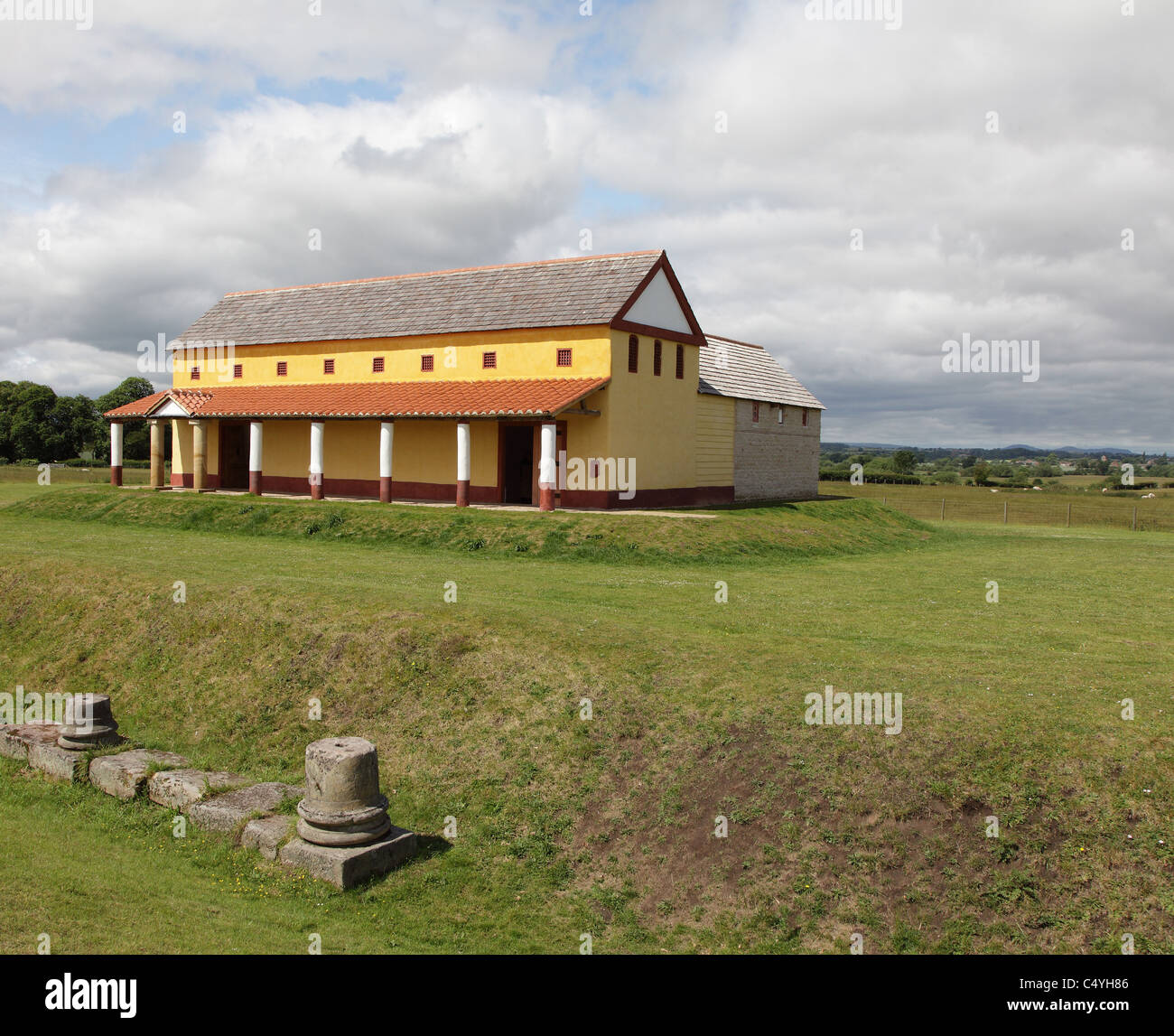 REPRODUCTION ROMAN TOWN HOUSE AT WROXETER ROMAN CITY SITE. SHROPSHIRE ...