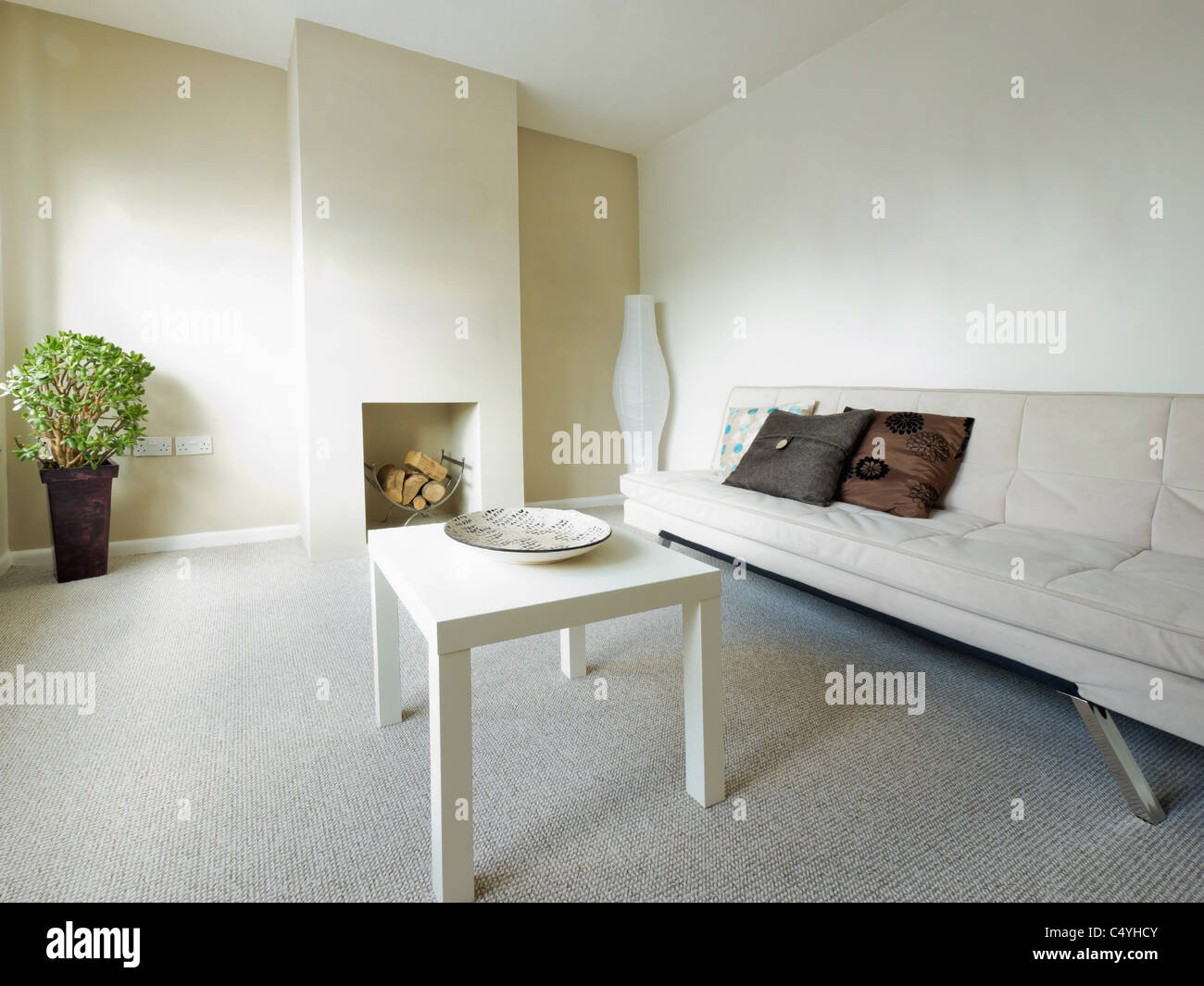 New build lounge hi-res stock photography and images - Alamy