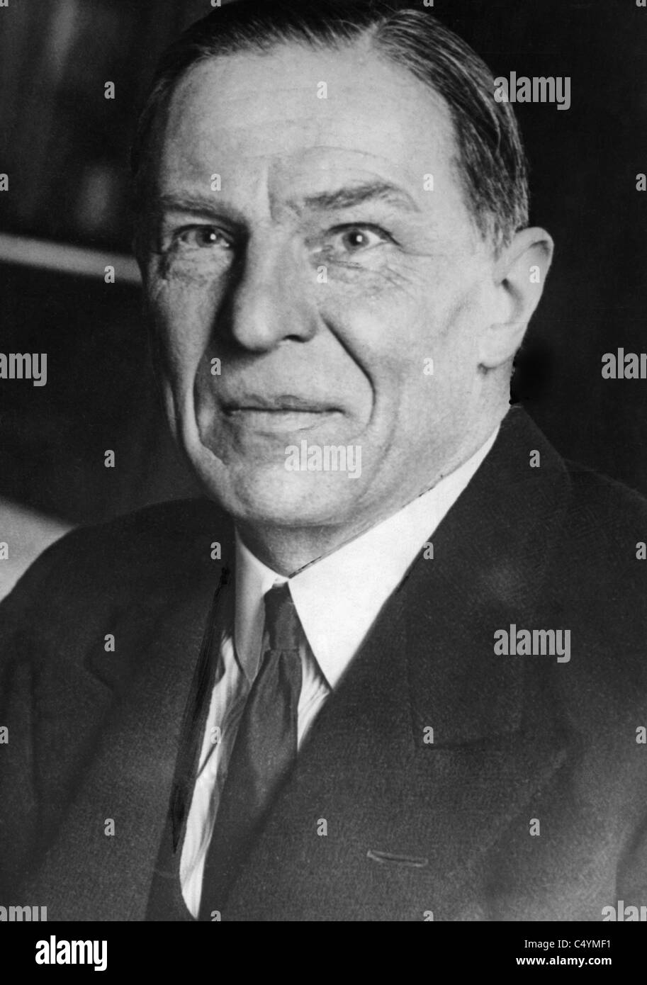 Robert vansittart hi-res stock photography and images - Alamy