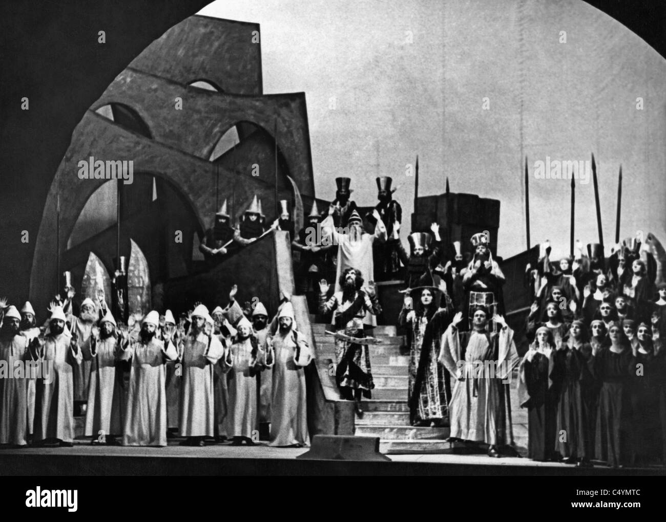 Giuseppe verdi theatre hi-res stock photography and images - Alamy