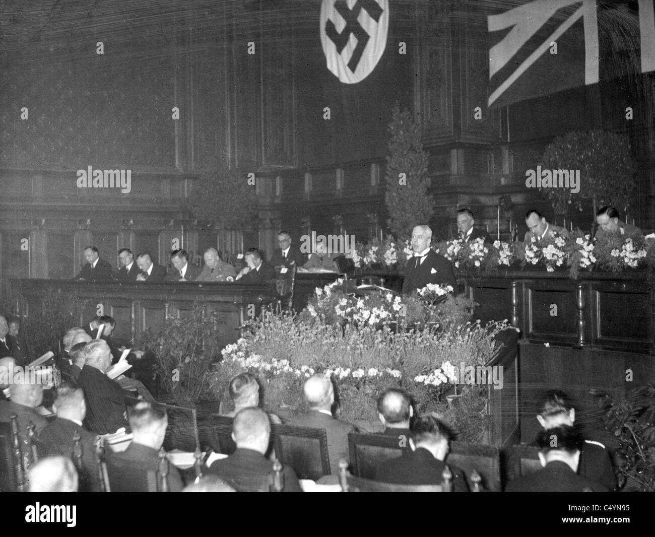 Arnold Toynbee High Resolution Stock Photography and Images - Alamy