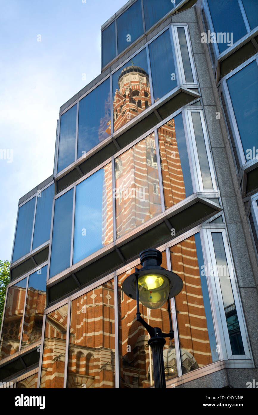 Mirror of the church hi-res stock photography and images - Alamy