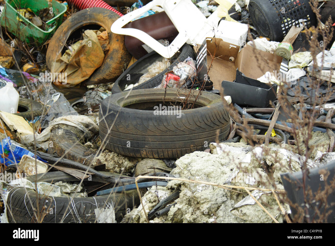 Scattering garbage hi-res stock photography and images - Alamy