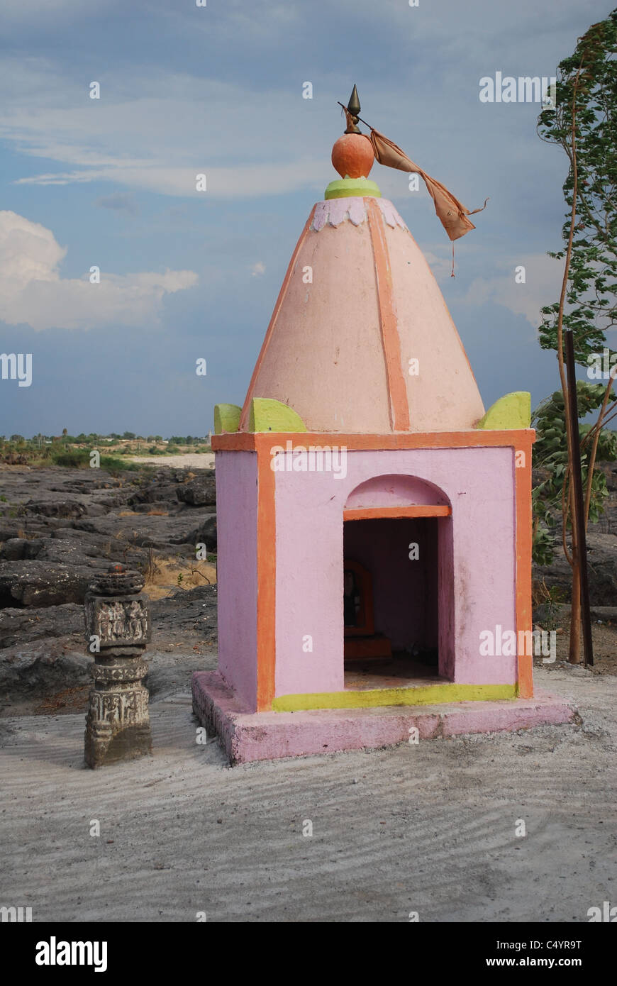 Temple culture and sky hi-res stock photography and images - Alamy