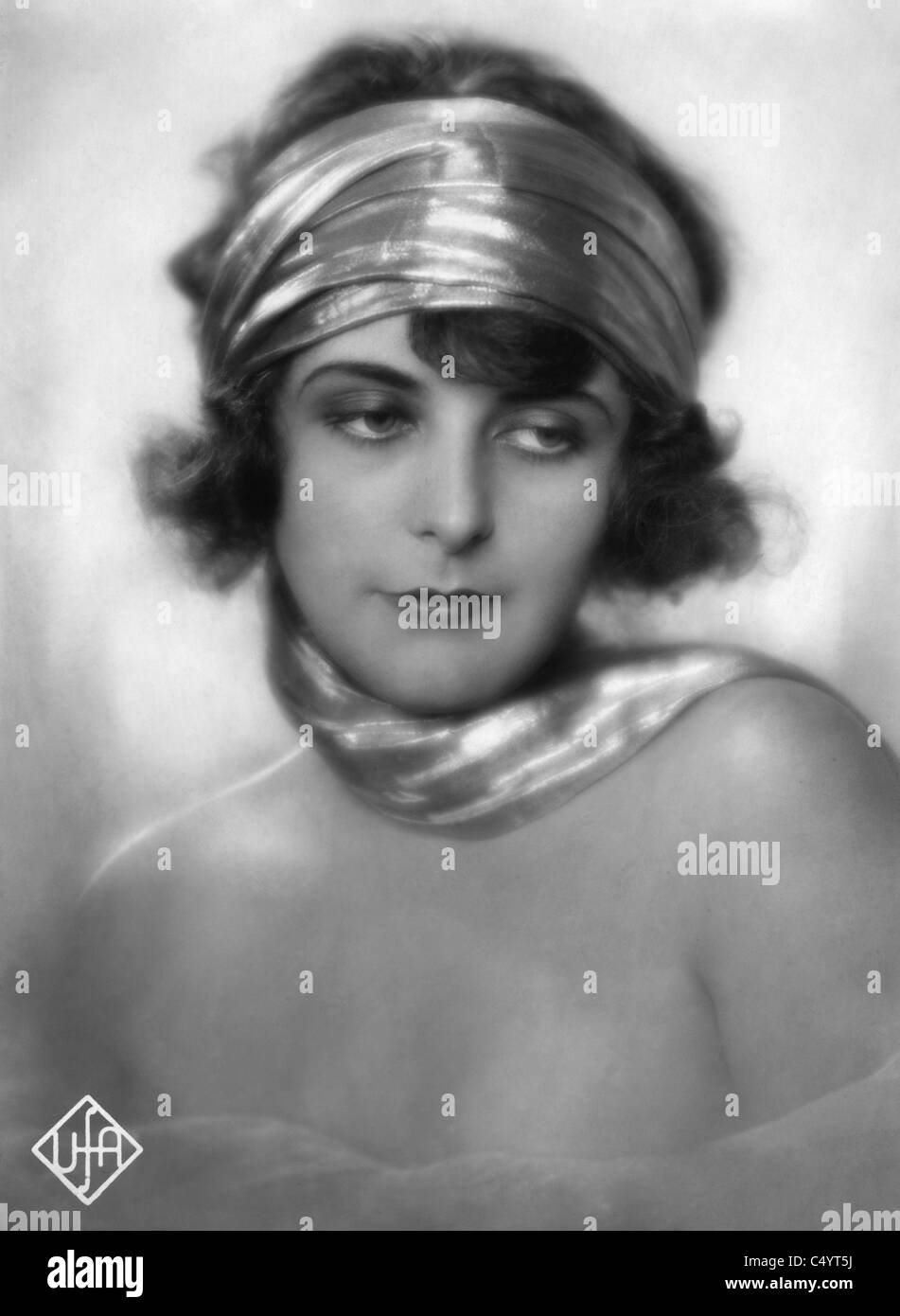 Ruth hi-res stock photography and images - Alamy