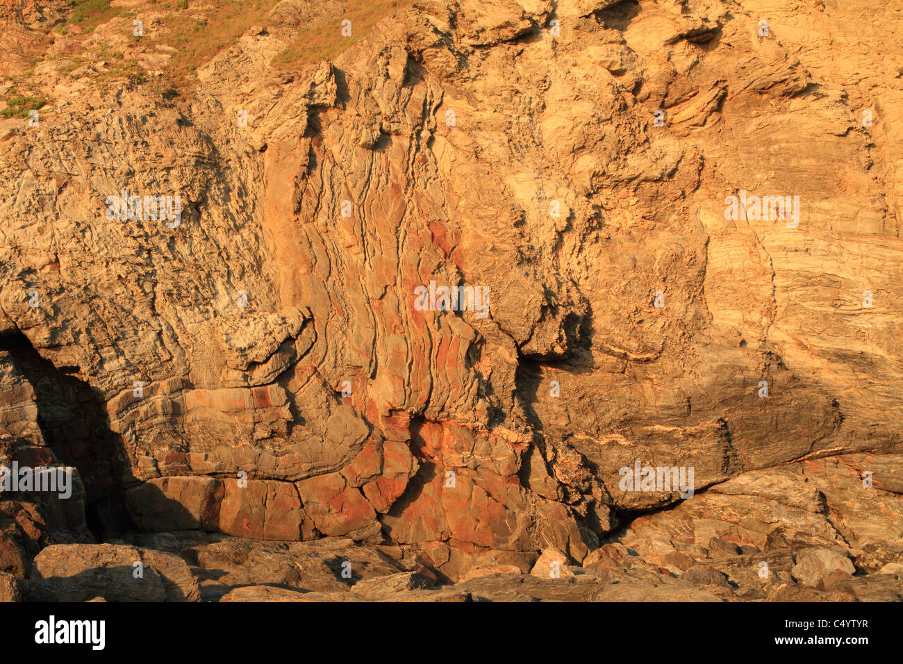 Cliff structure hi-res stock photography and images - Alamy