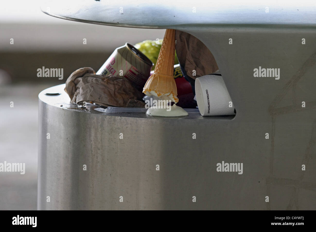 Metal bin side view hi-res stock photography and images - Alamy