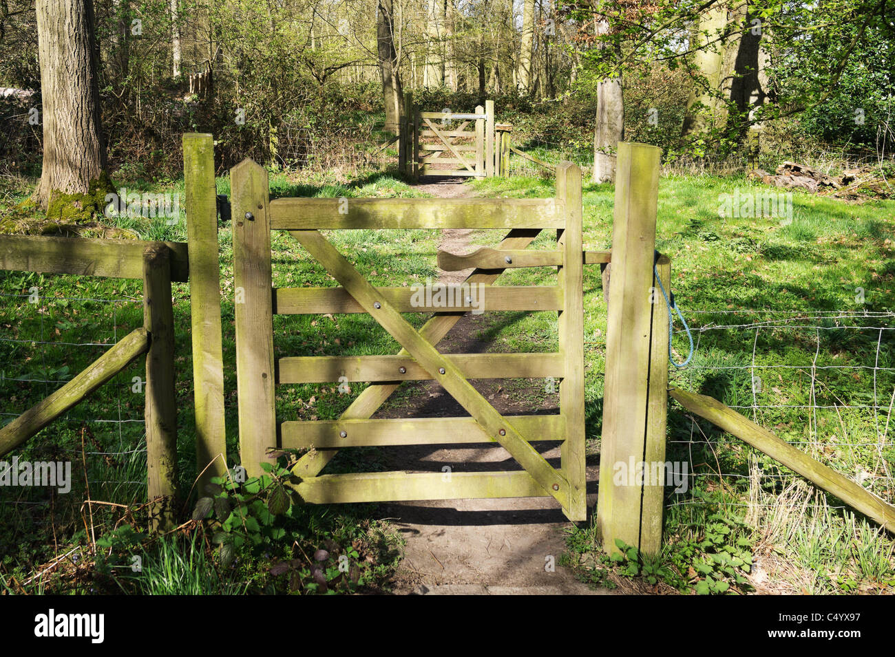 A gate on a footpath Stock Photo - Alamy