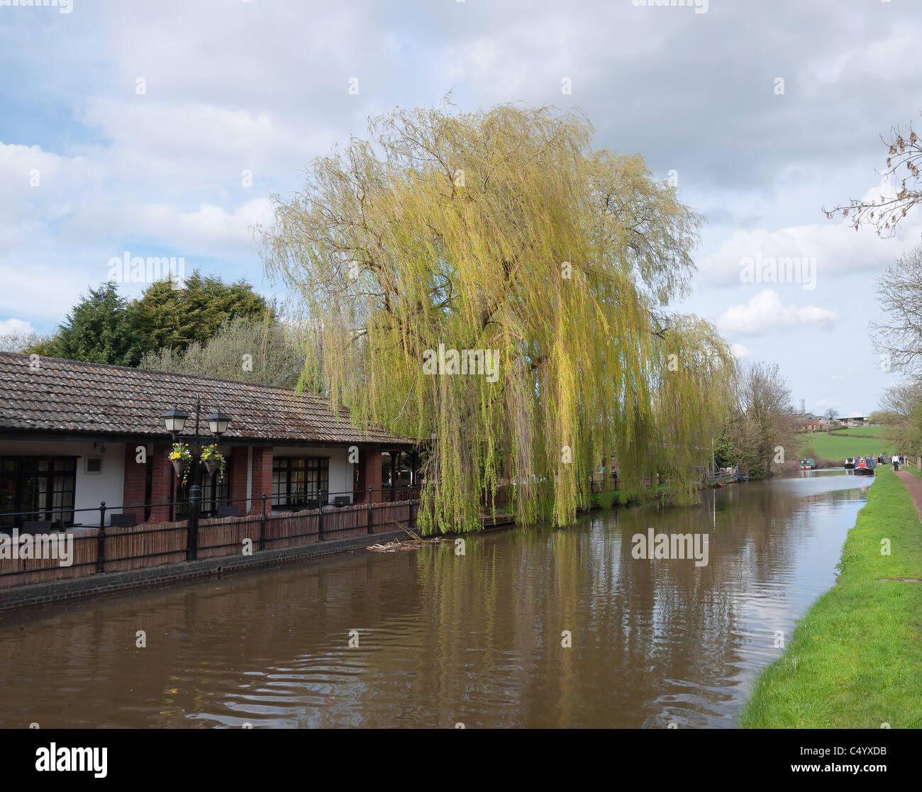 the worcester and birmingham canal stoke prior worcestershire Stock ...