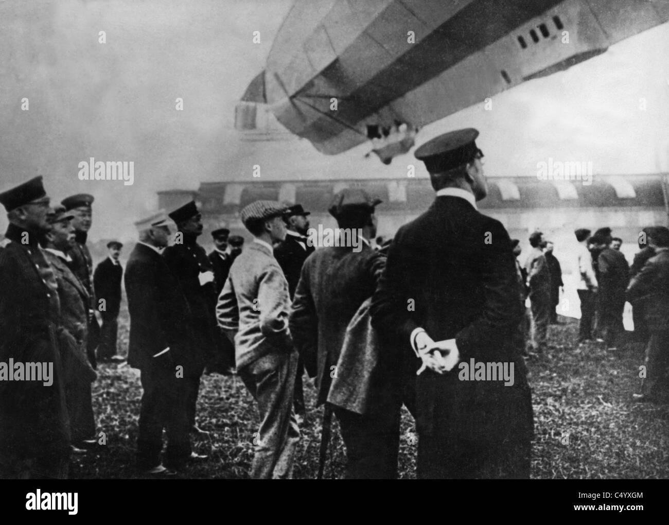Zeppelin Stock Photos & Zeppelin Stock Images - Alamy