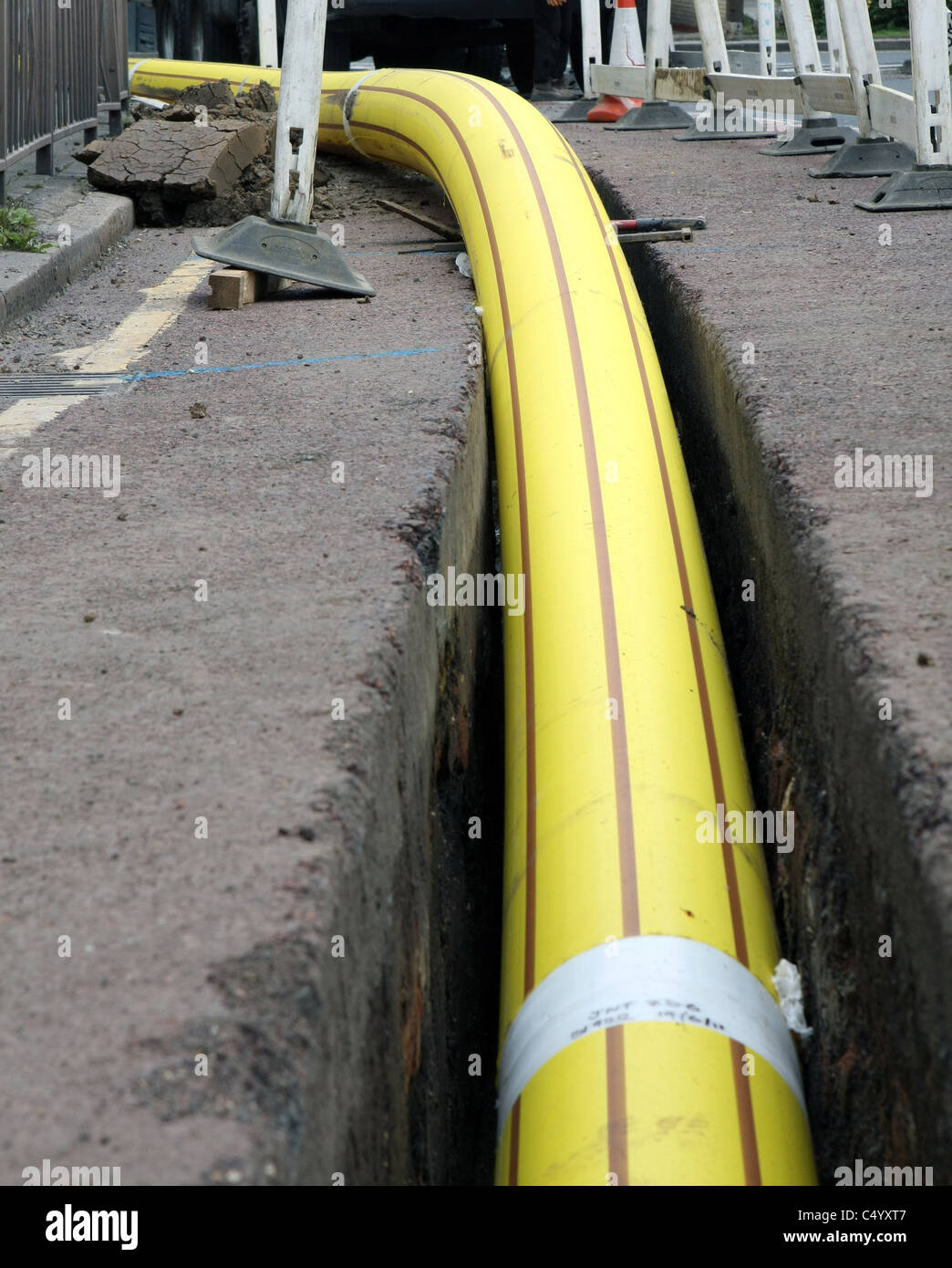 A new gas pipe being laid in a trench in London Stock Photo - Alamy