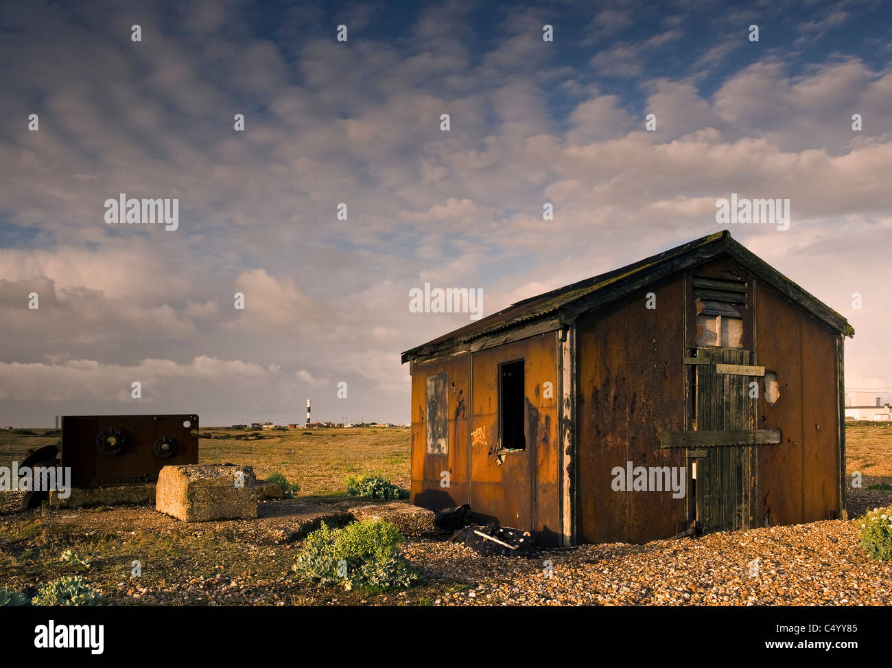 Dungeness coastline hi-res stock photography and images - Alamy