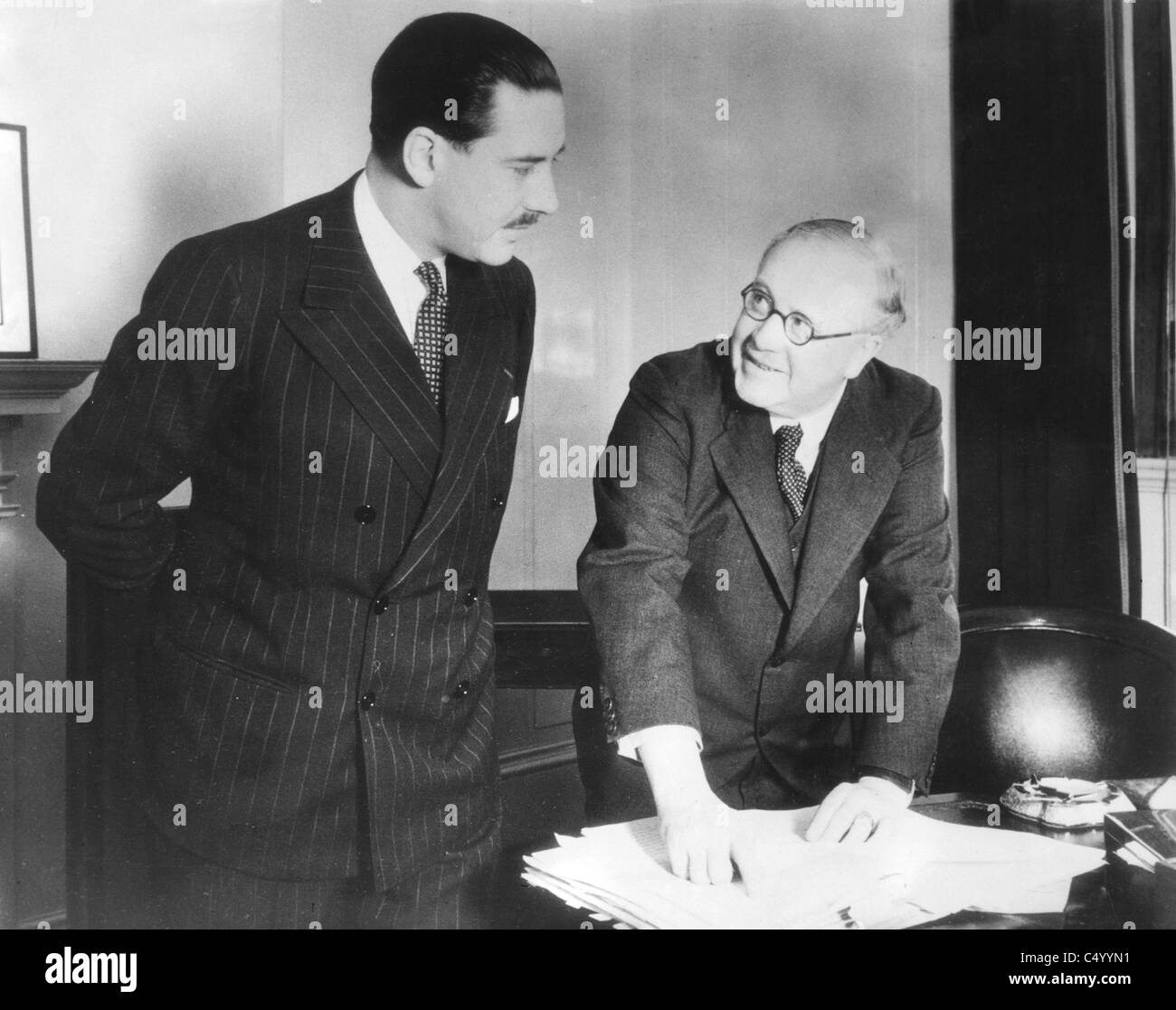 Kingsley Wood High Resolution Stock Photography and Images - Alamy