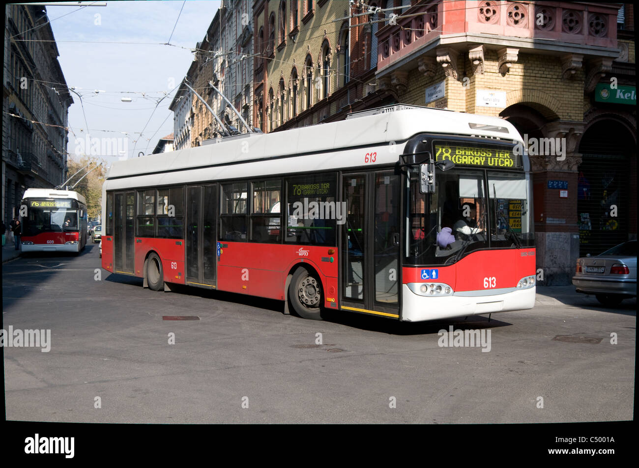 A Solaris trolleybus makes its way through the streets of Budapest ...
