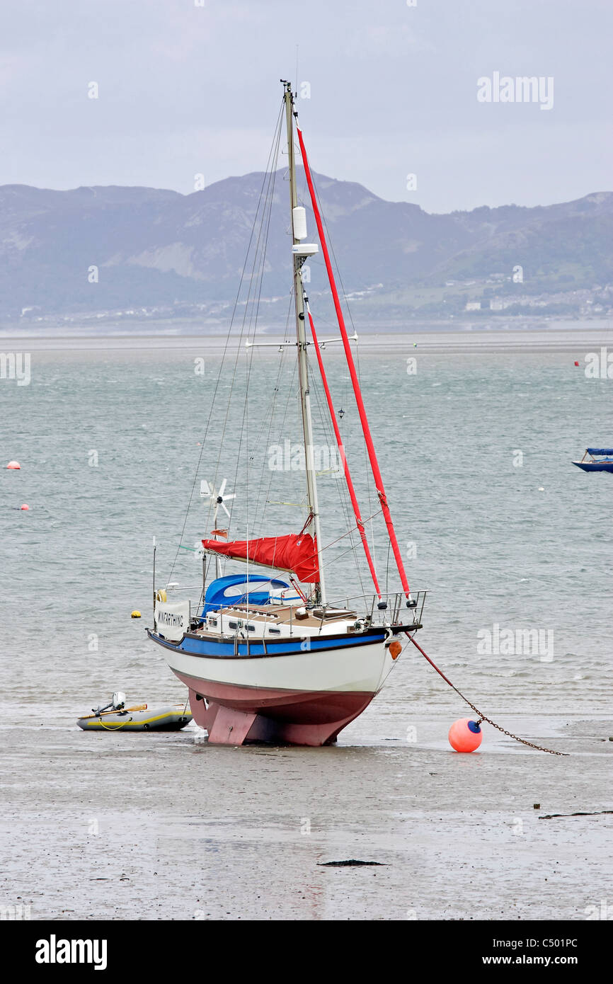 Sailing yacht anglesey hi-res stock photography and images - Alamy
