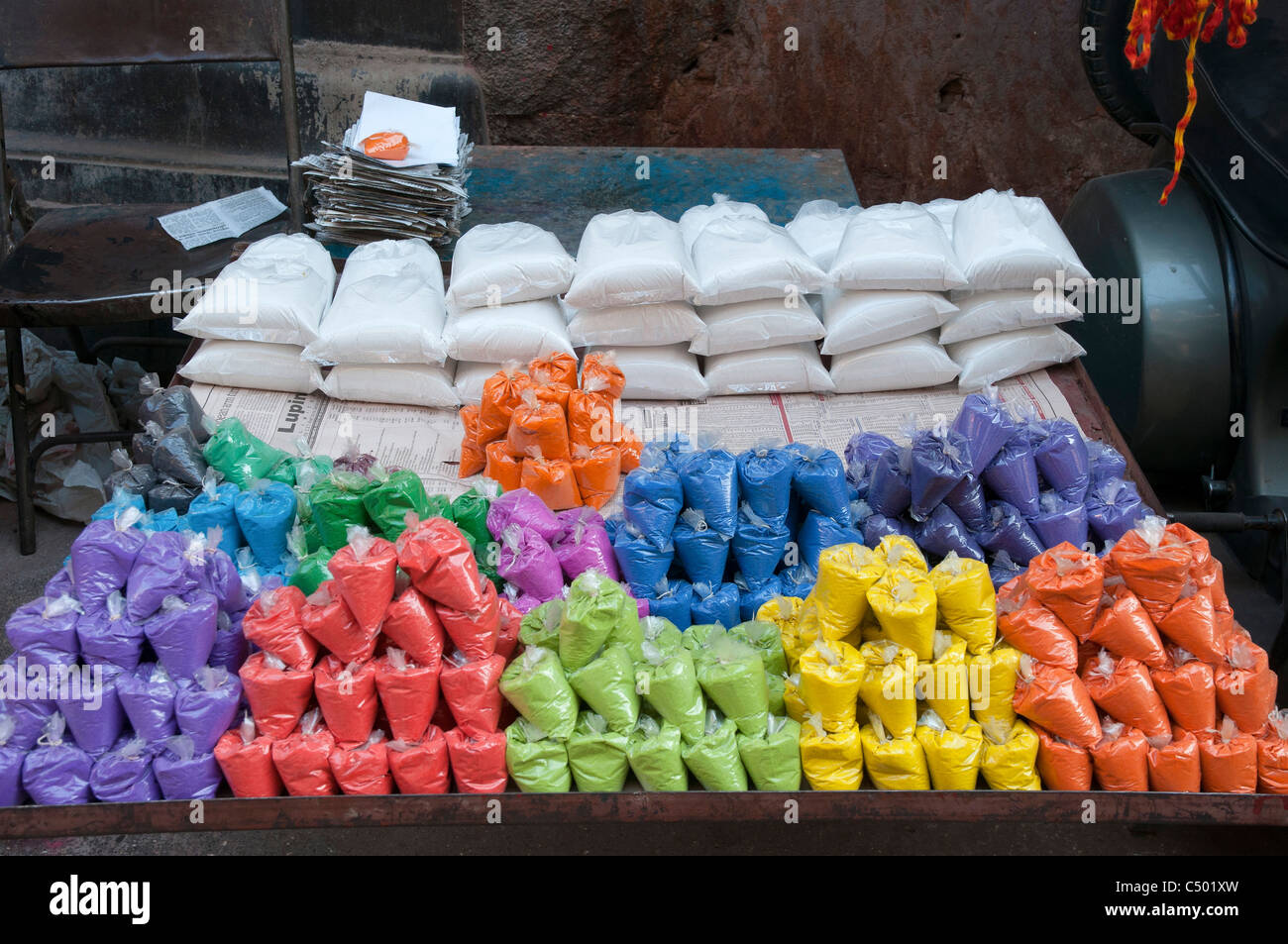 Colourful dyes hi-res stock photography and images - Alamy