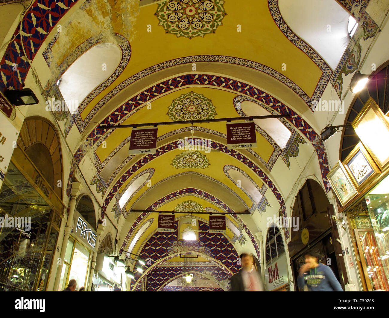 Turkey Istanbul Sultanahmet old town Turkish Grand Bazaar market Stock ...