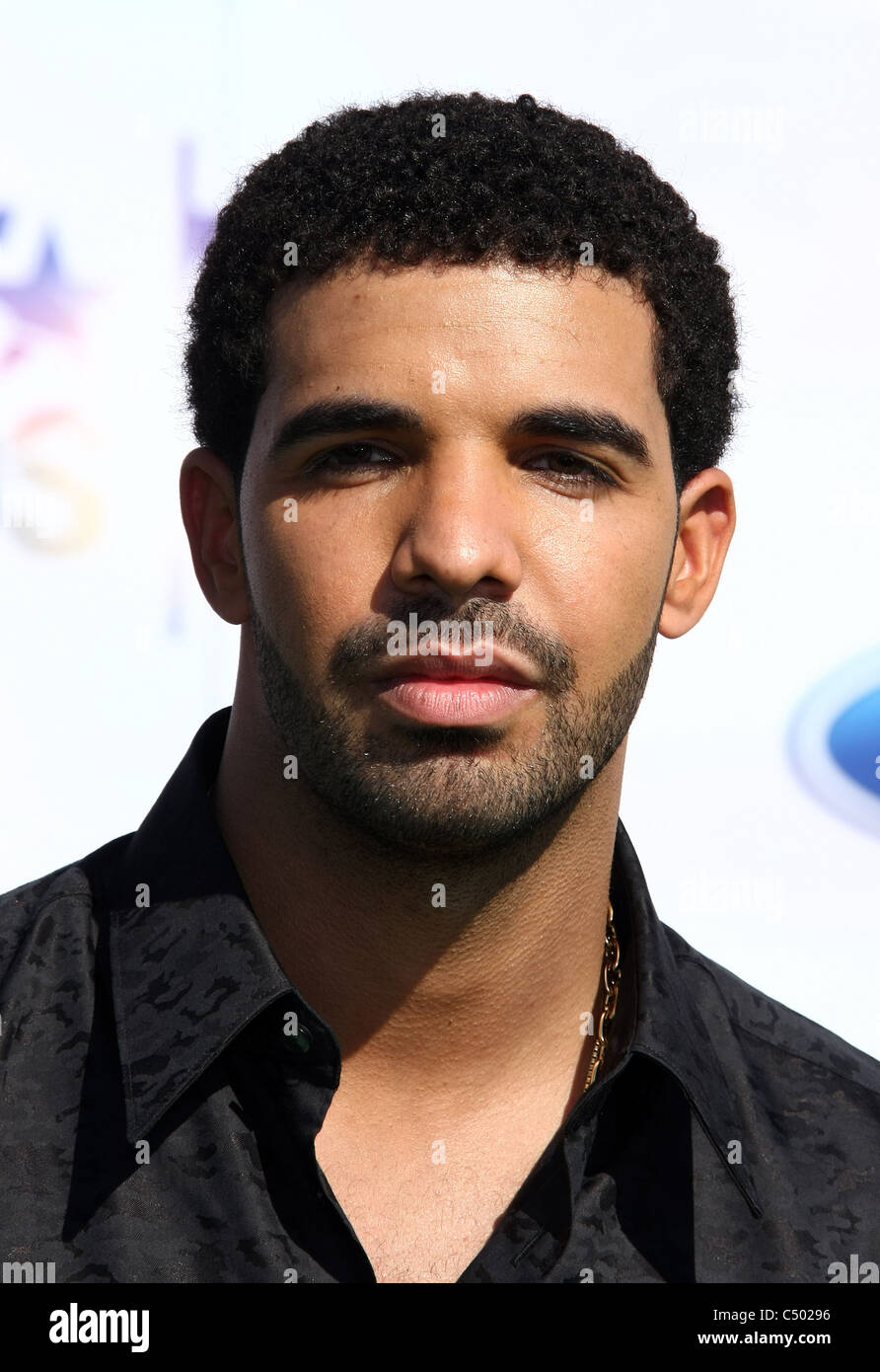 Drake singer hi-res stock photography and images - Alamy