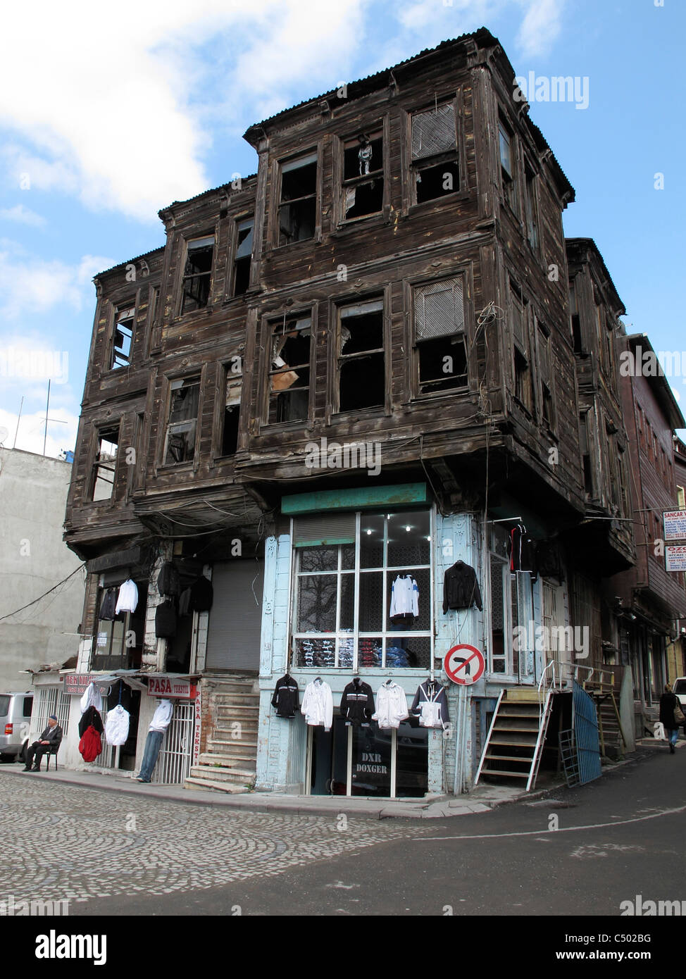 Turkey Istanbul Sultanahmet old town Turkish building for renovation ...
