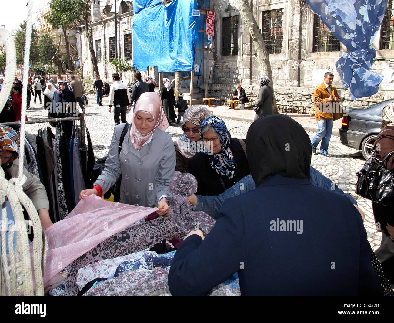 Outdoor street market turkey hi-res stock photography and images - Alamy