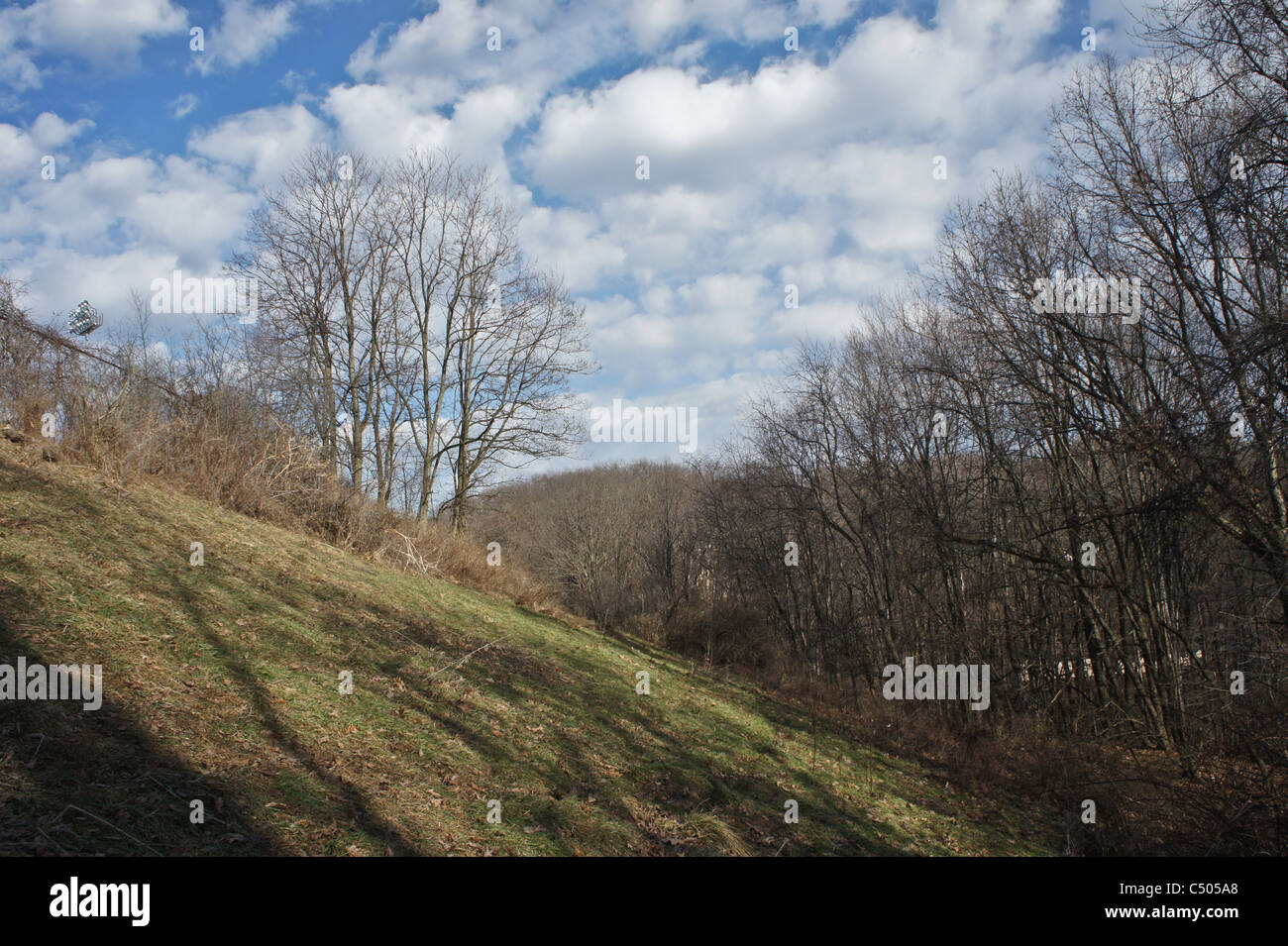 Gentle sloping hill hi-res stock photography and images - Alamy