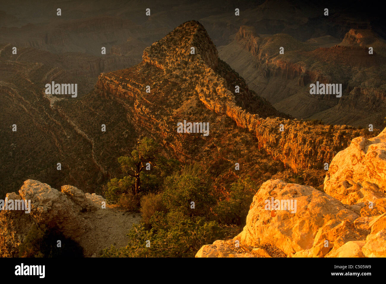 Stormy sunset light at Grand Canyon, from Grandview Point, South Rim ...