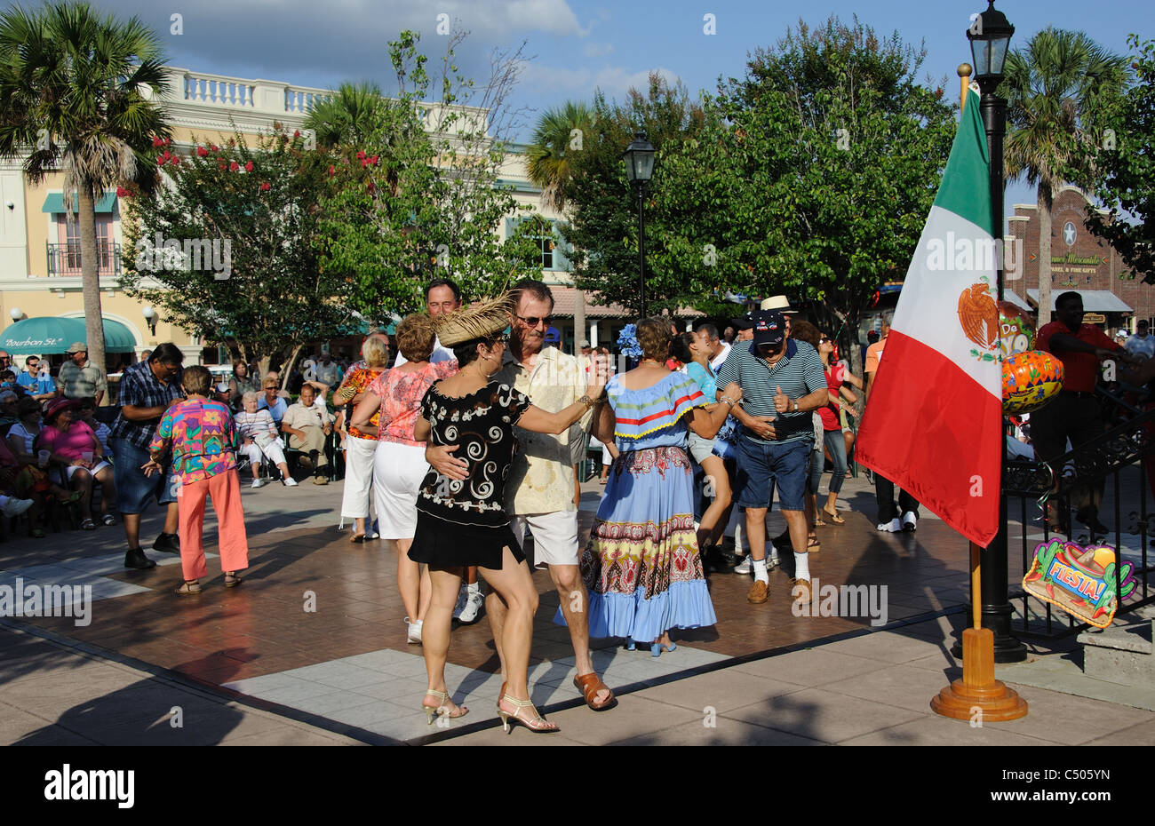 Residents of The Villages in Florida USA dancing in the town square ...