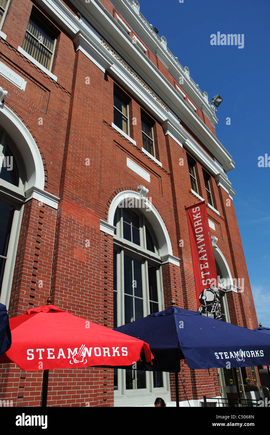 Steamworks brewery in Vancouver Stock Photo - Alamy
