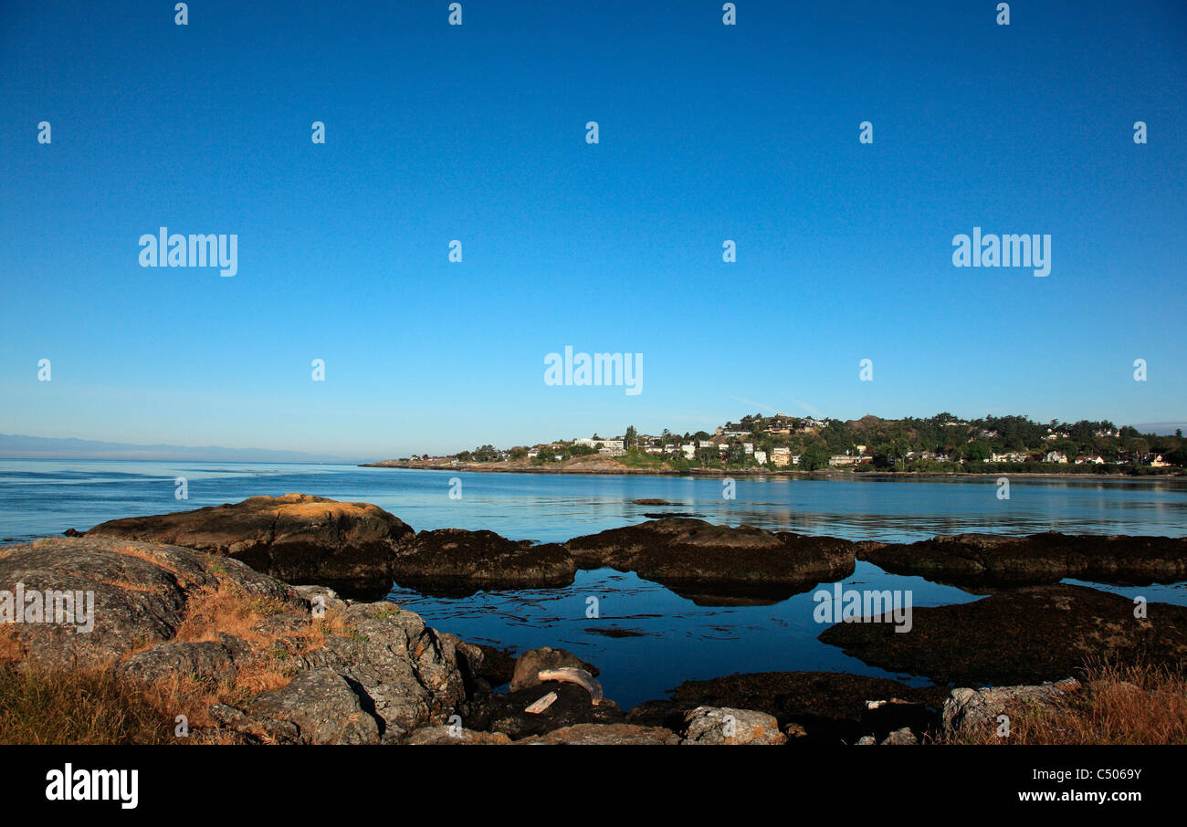 Scenic view of pacific ocean juan de fuca strait east and Victoria BC ...