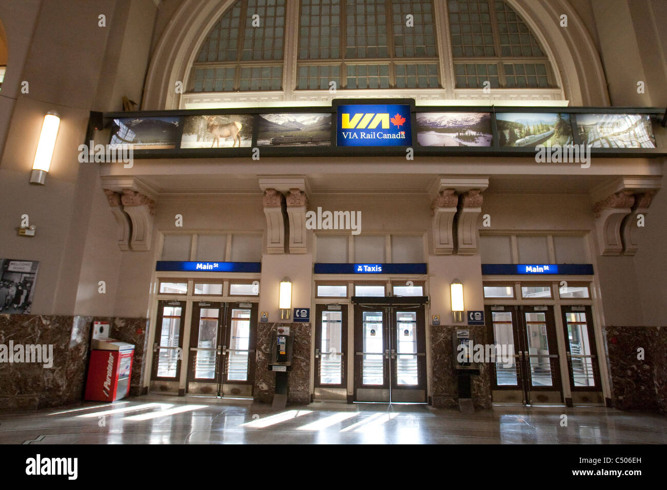 Winnipeg VIA Union Station Stock Photo - Alamy