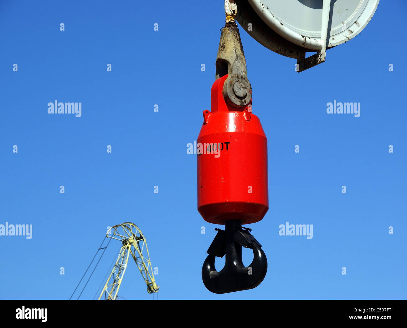 Heavy lifting hook hi-res stock photography and images - Alamy