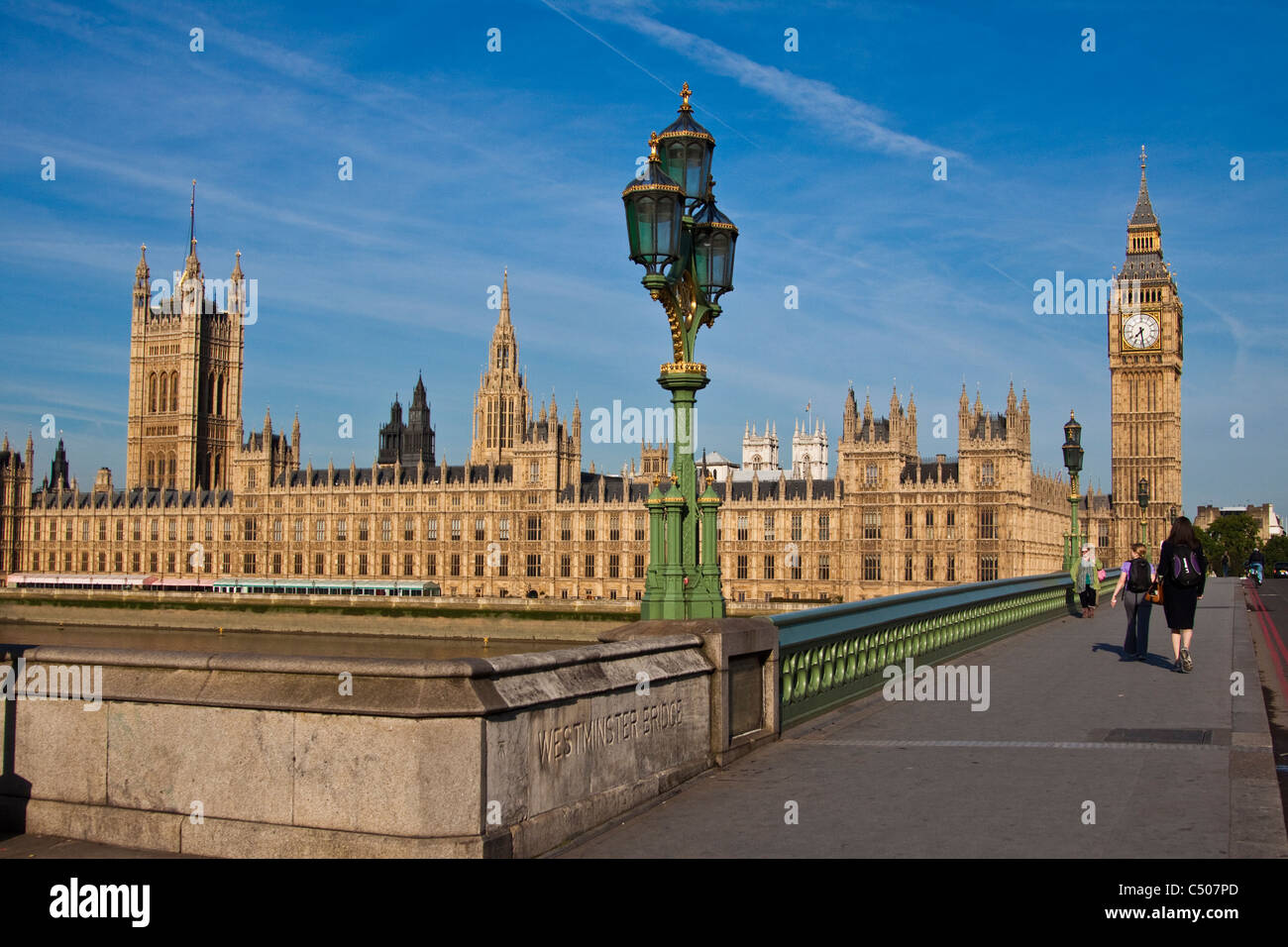 Palace of Westminster beyond Westminster bridge Stock Photo - Alamy