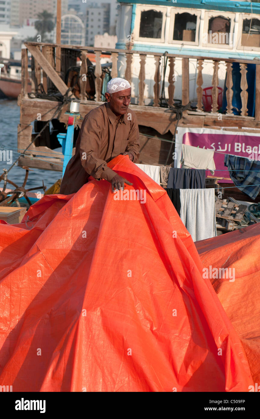 Old sailor hi-res stock photography and images - Alamy